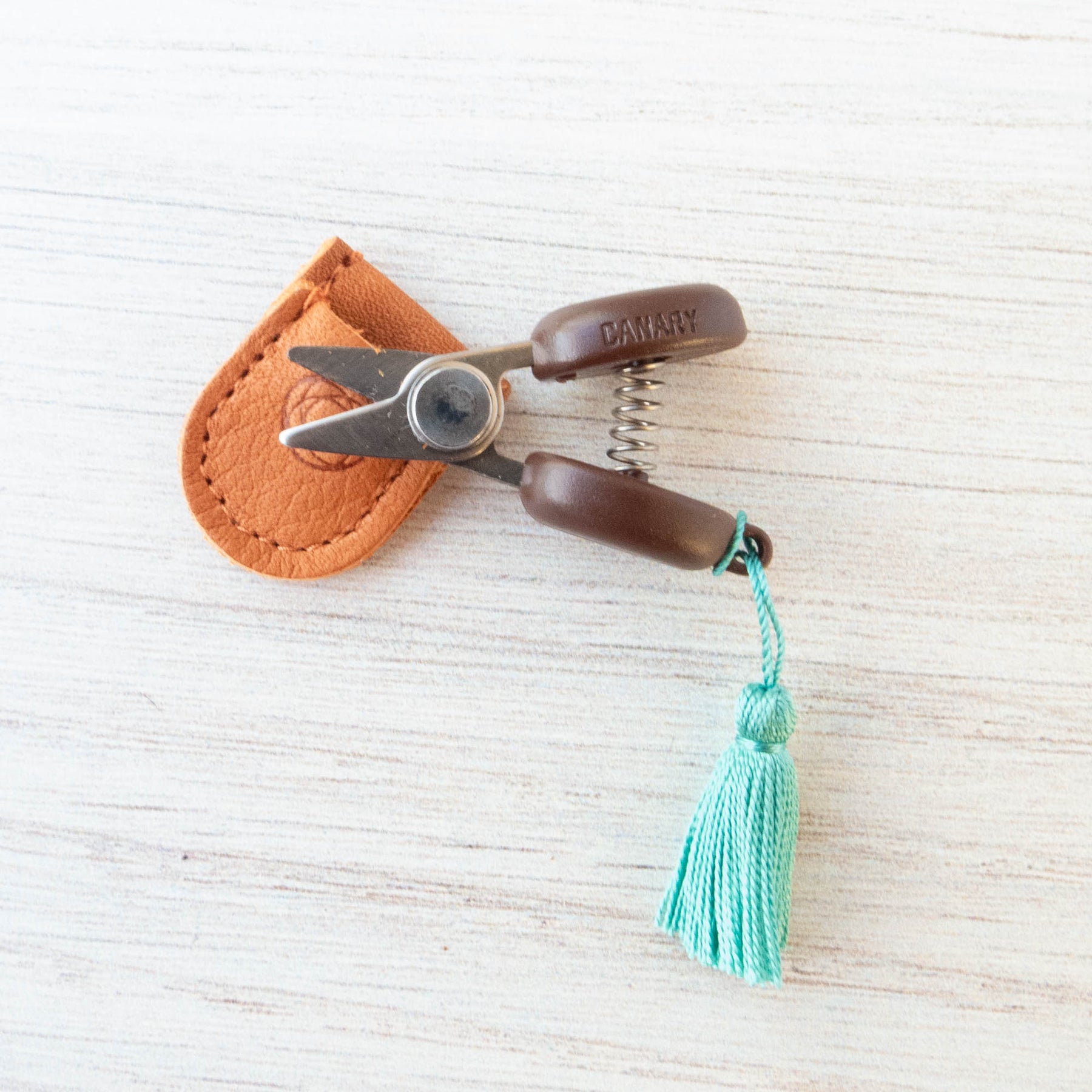 Mini Japanese Thread Snips with Leather Sheath – Snuggly Monkey