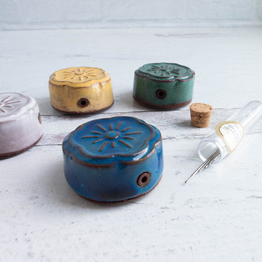 Needle Minders – Snuggly Monkey