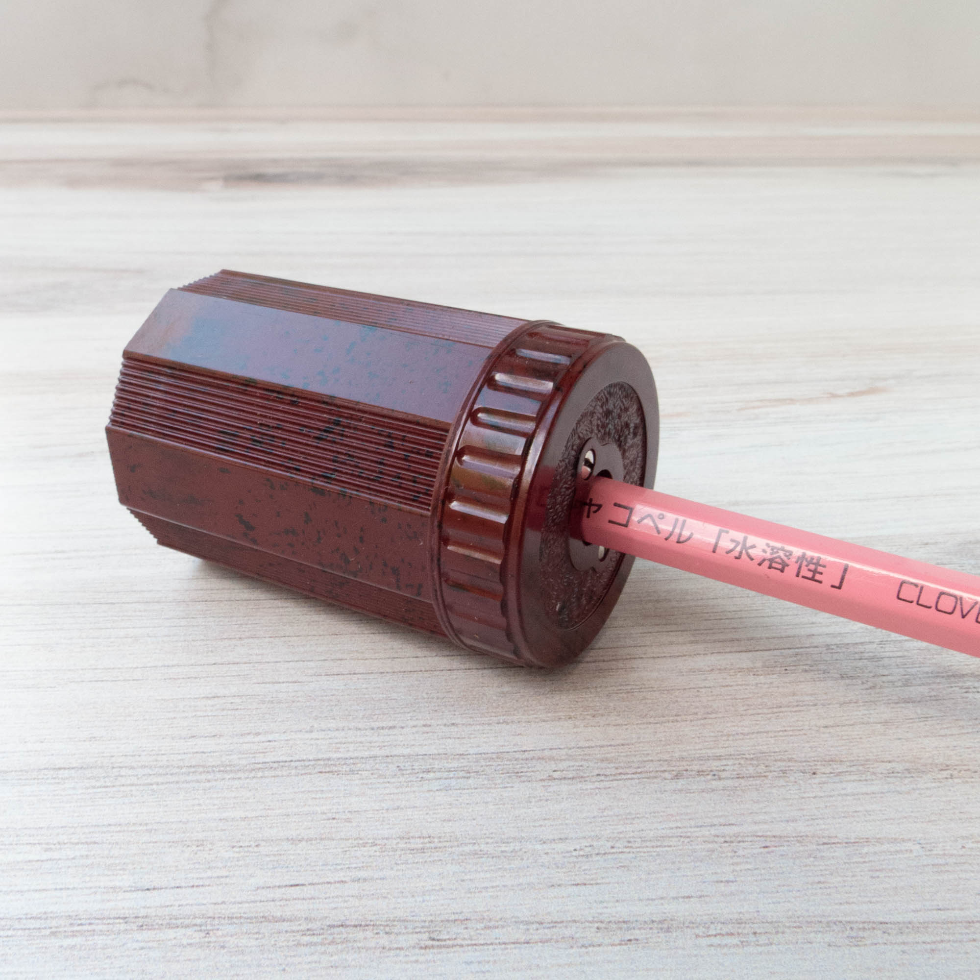 DUX Duroplast Pencil Sharpener - Snuggly Monkey