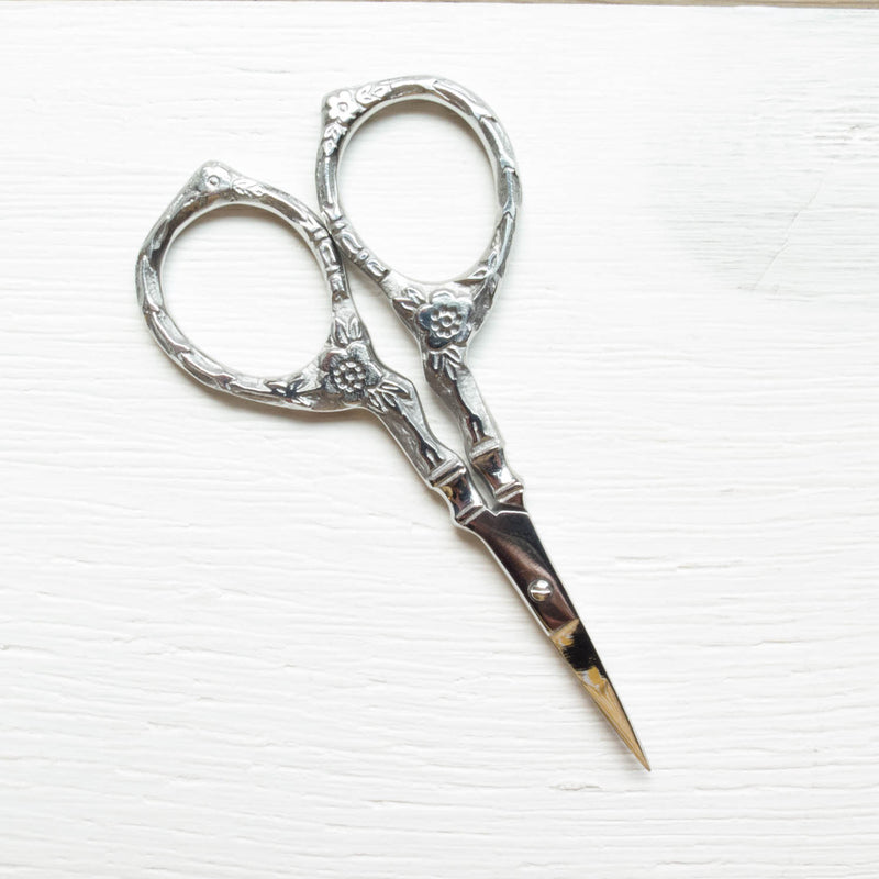 Tudor Rose Embroidery Scissors - Snuggly Monkey